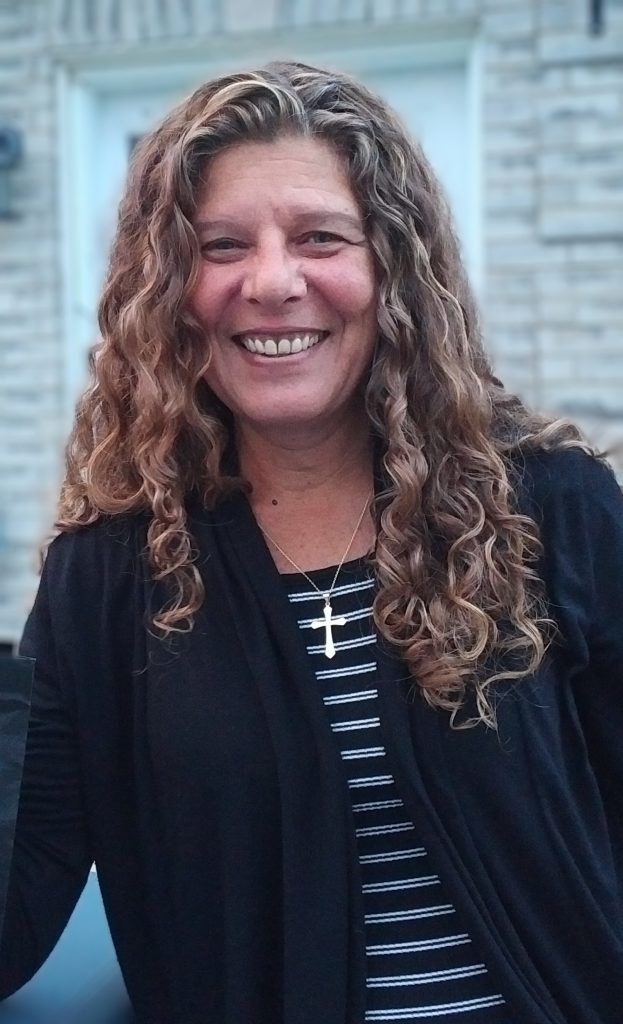 Lisa Beare | Rod Abrams Funeral Home Ltd.